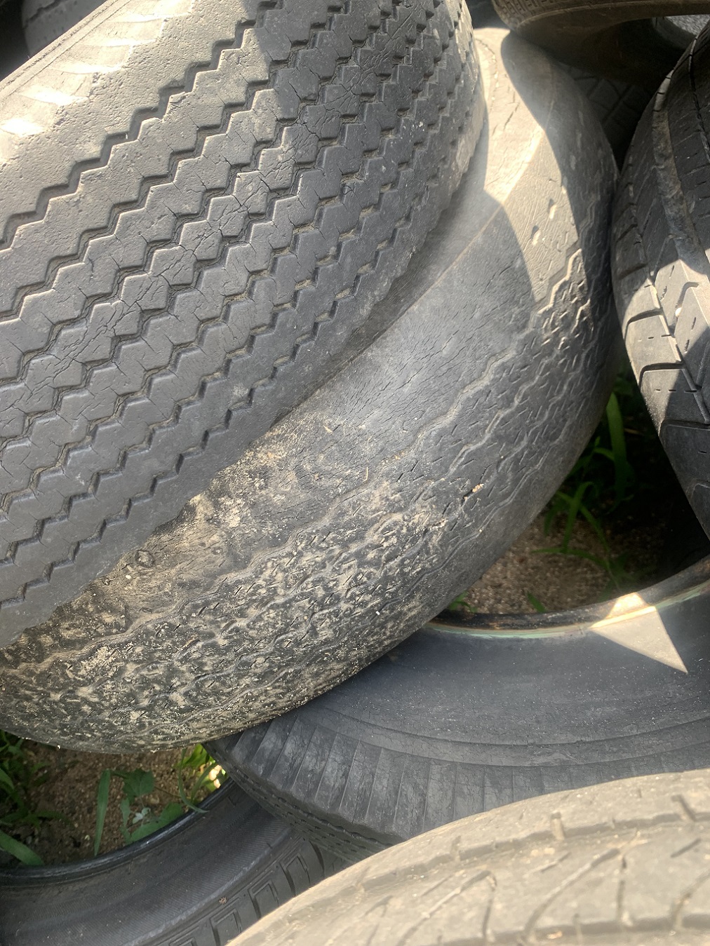 3 Steps to Prevent Getting a Flat Tire ! - LEARN ABOUT TPMS