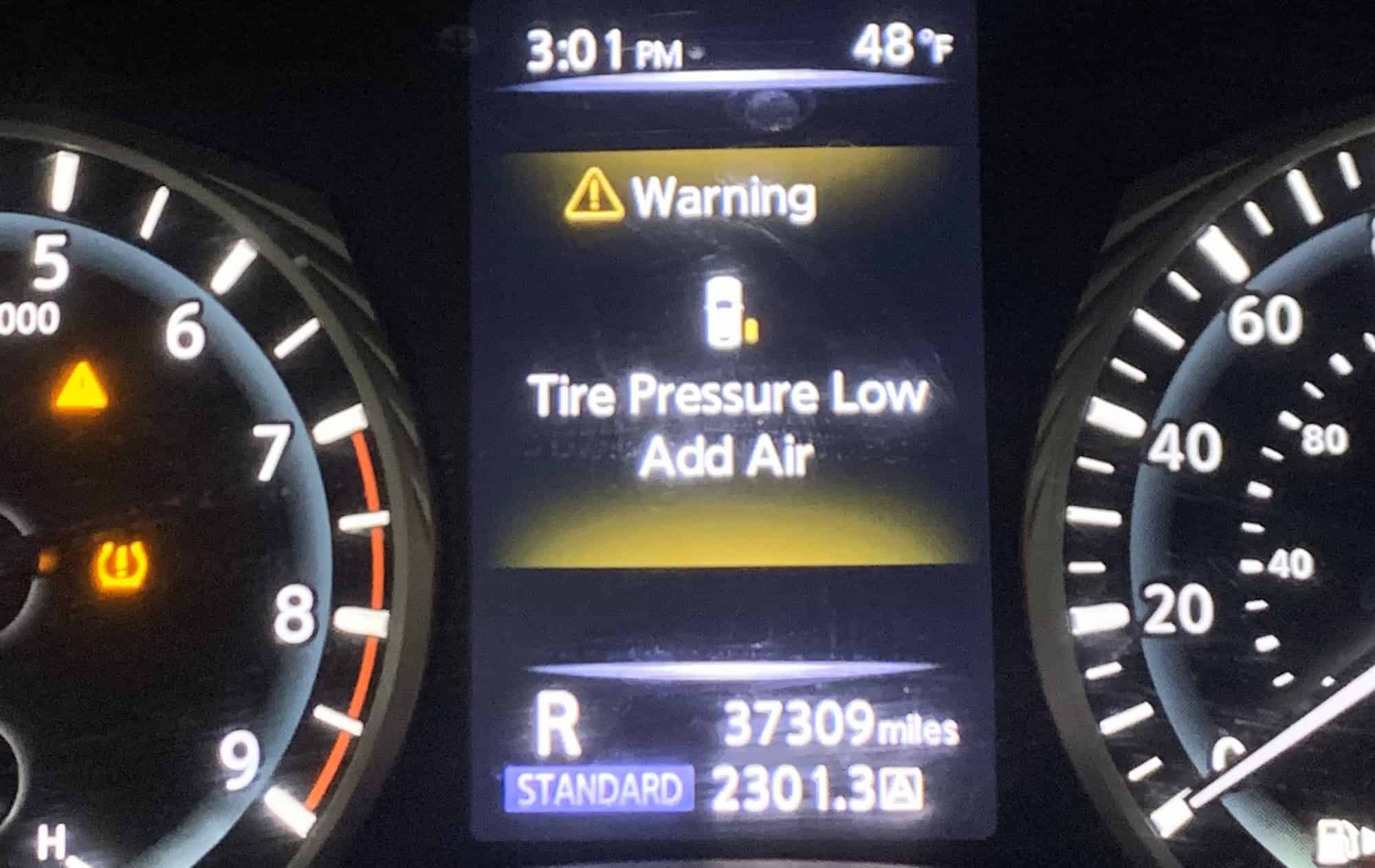 Understanding the Hyundai Low Tire Pressure Light: Causes & Fixes - LEARN ABOUT TPMS