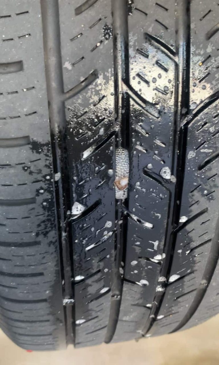 How to Reset and Diagnose the Lincoln Nautilus Tire Pressure Light - LEARN ABOUT TPMS