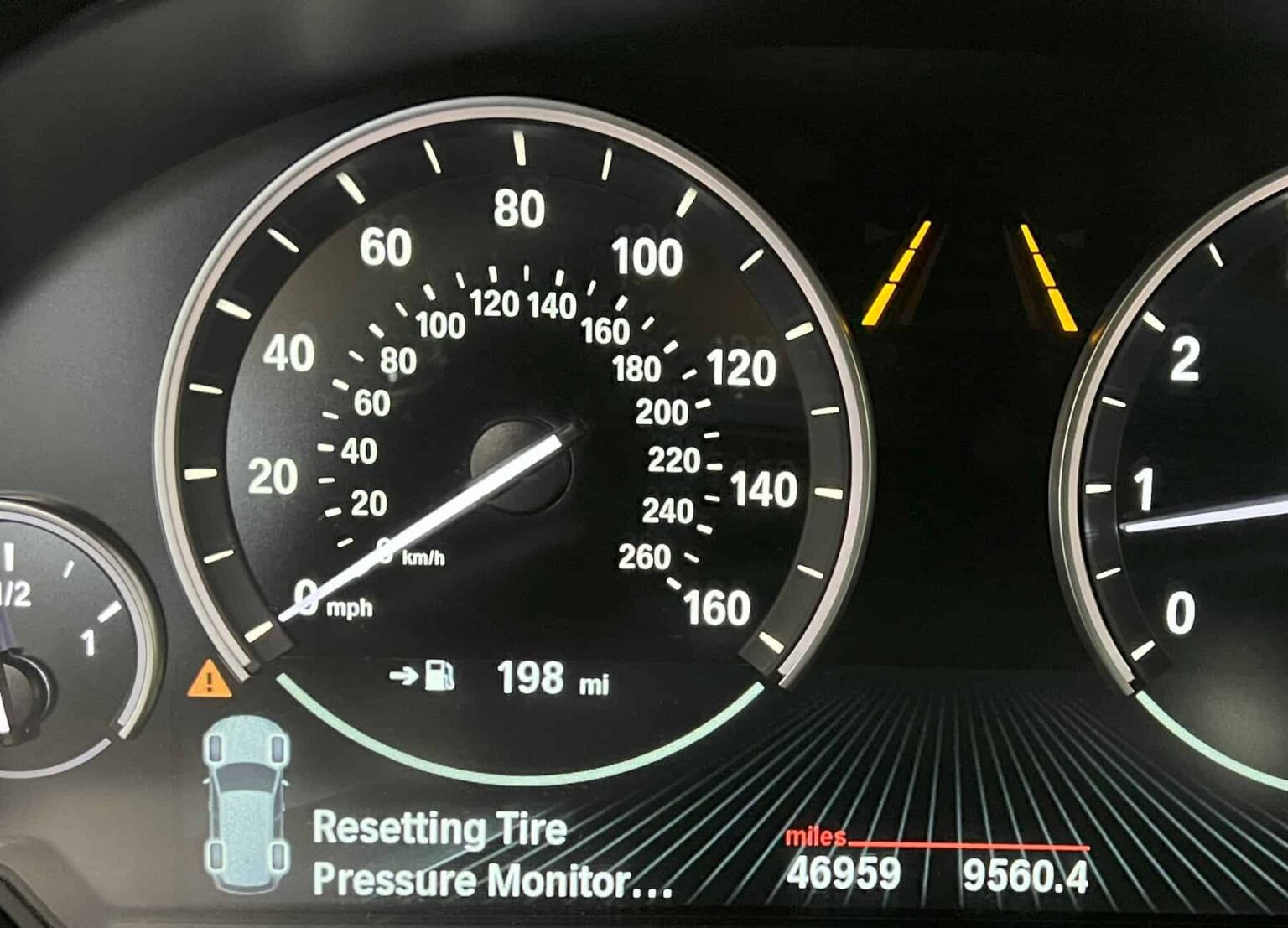 How Do I Get My Car Low Tire Pressure Warning Light to Turn Off ...