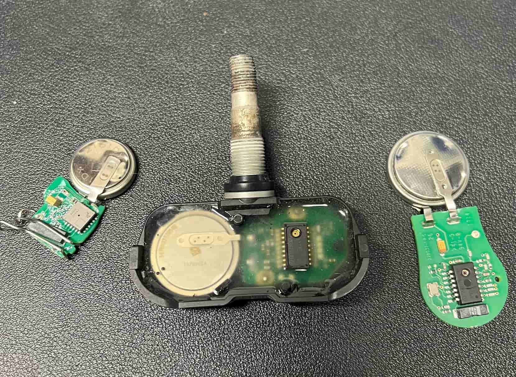 The Complete Science Behind How Tire Pressure Sensors Work - LEARN ...